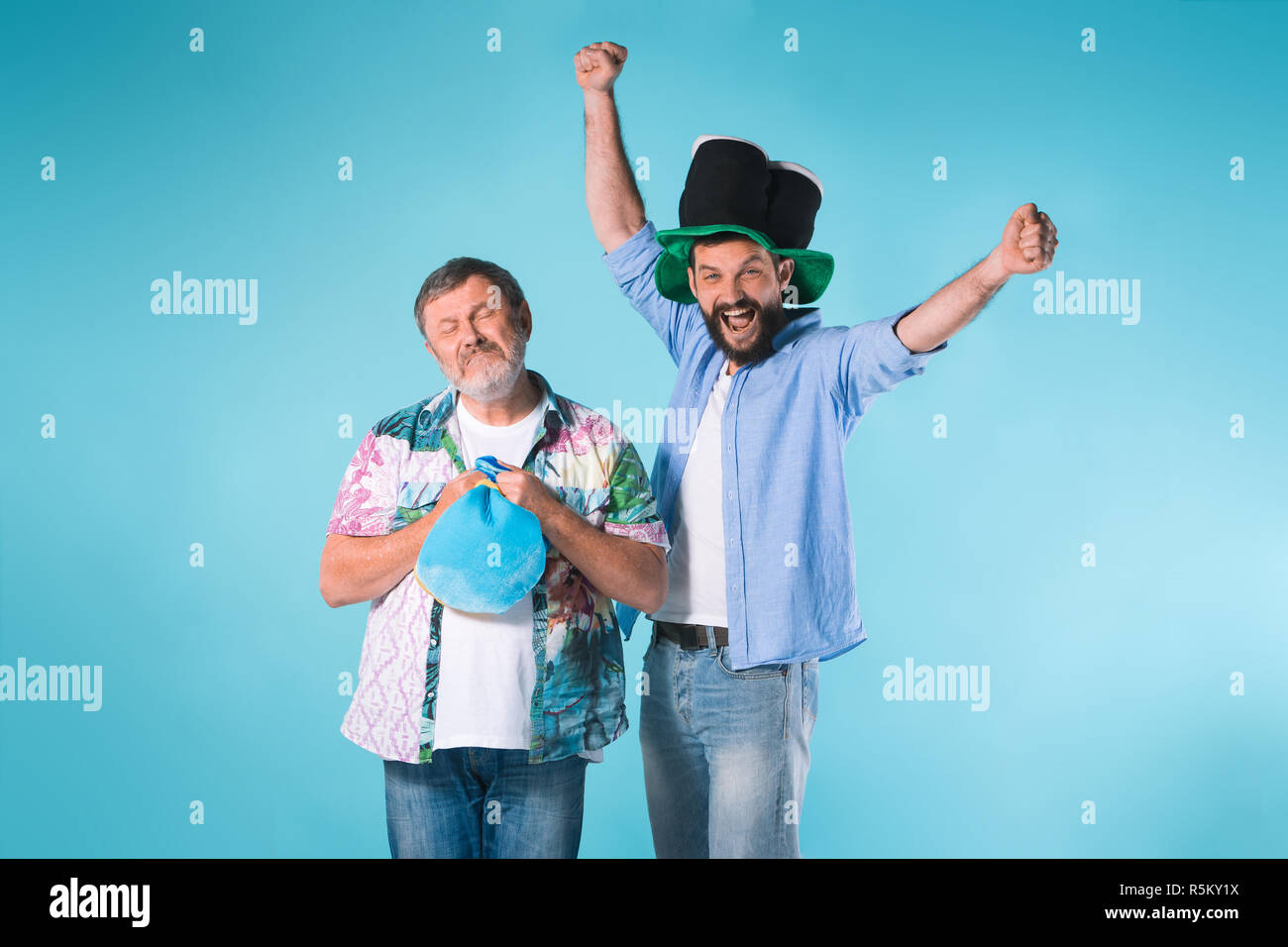Yellowblue hi-res stock photography and images - Alamy