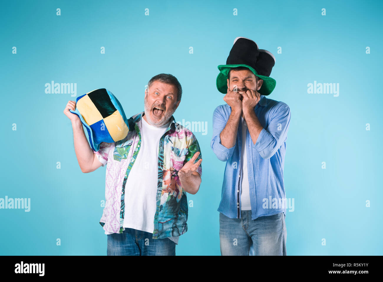 Yellowblue hi-res stock photography and images - Alamy