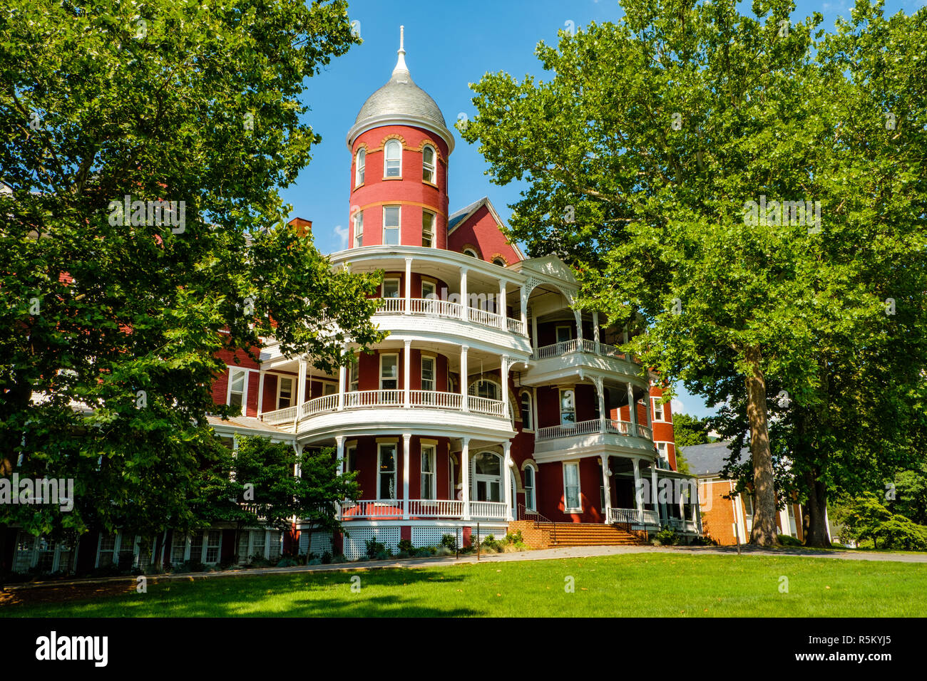 Victorian House Parapet Architecture High Resolution Stock Photography ...