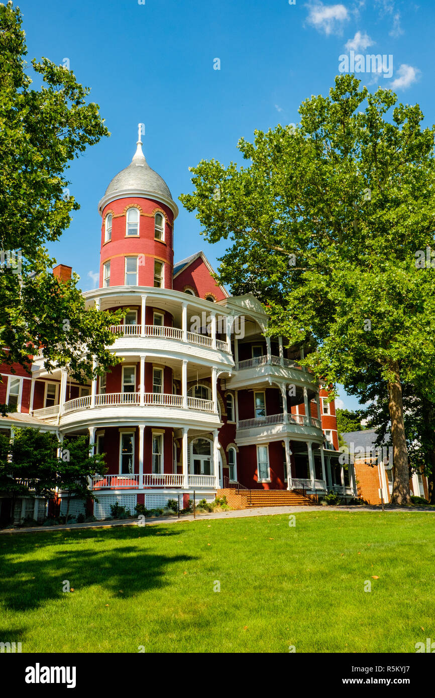 Southern Seminary Building, Main Hall of Southern Virginia University ...