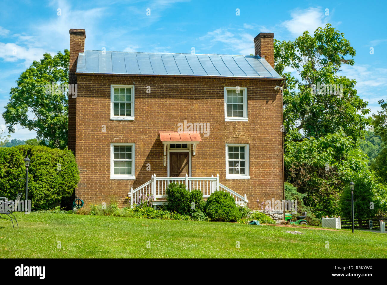 Orginial structure known as the Slave Quarters, Maple Hall, 3111 North ...