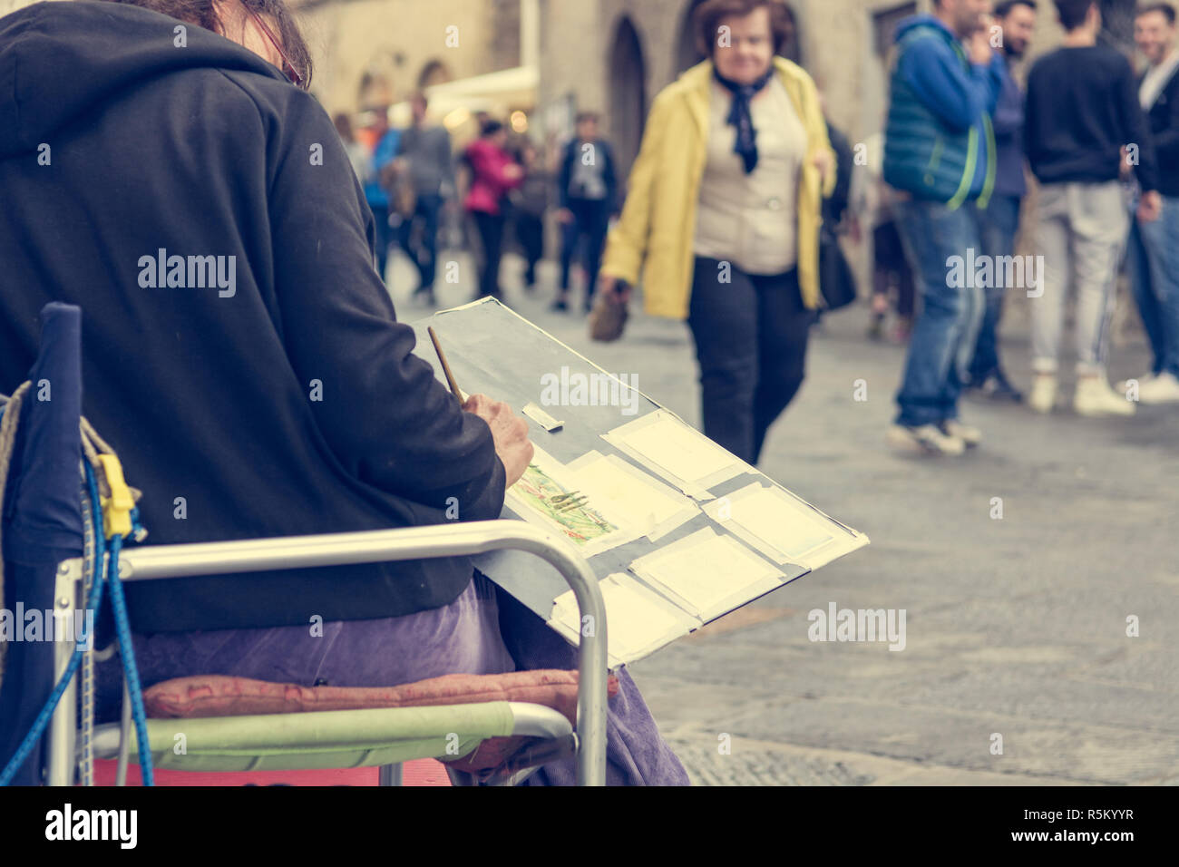 Painitng work hi-res stock photography and images - Alamy