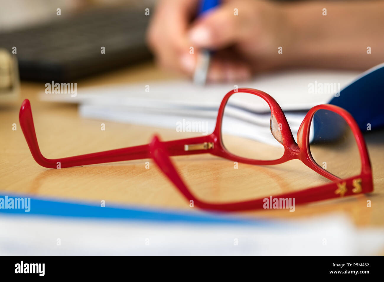 Eyeglasses female hi-res stock photography and images - Alamy