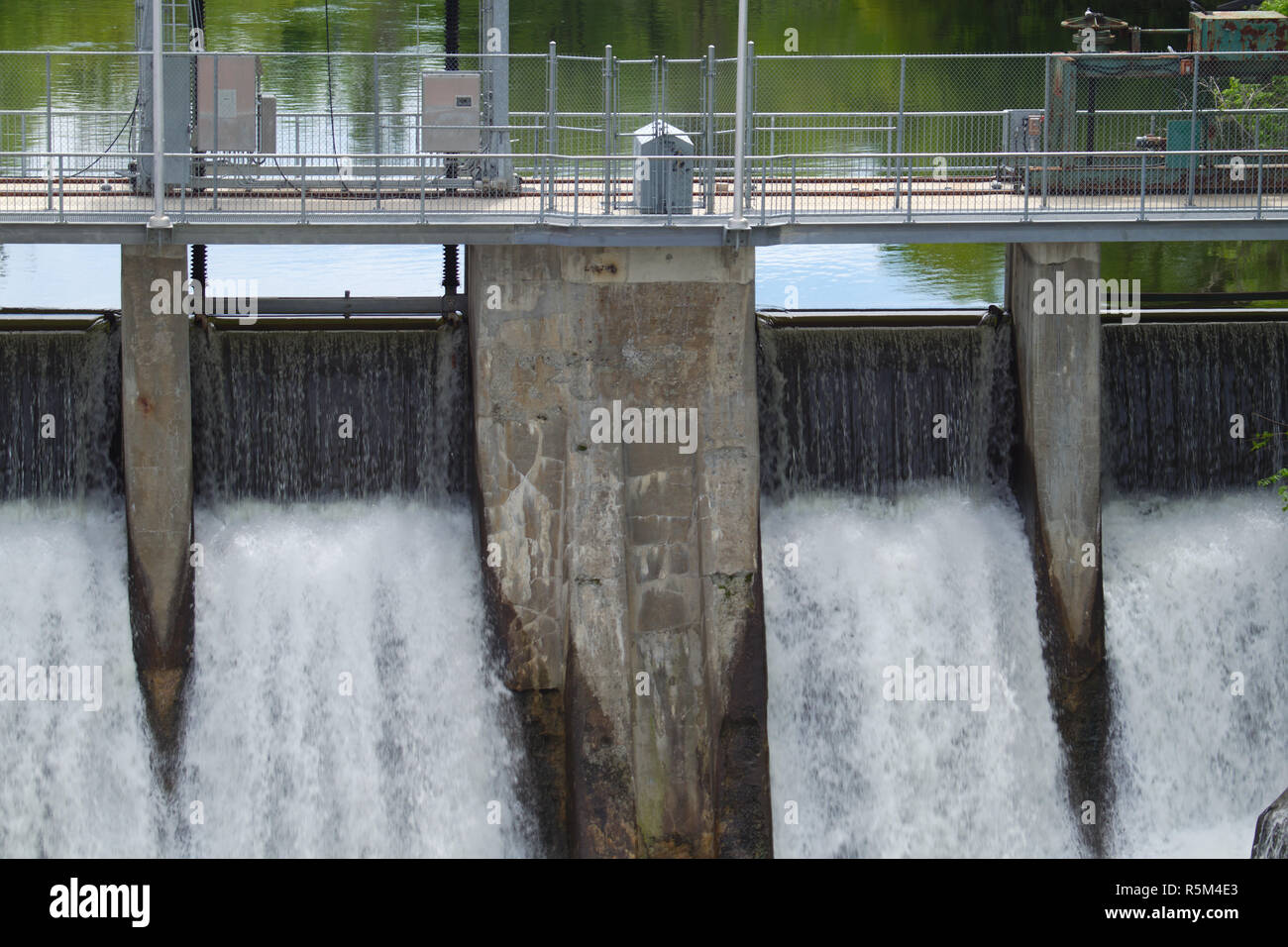 hydroelectricity powerstation waterfall reservoir turbine electricity ...
