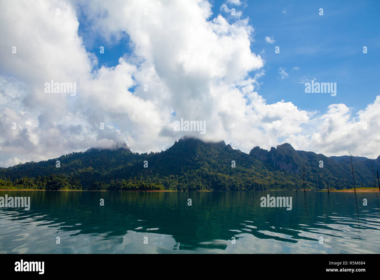 Ratchaprapa dam hi-res stock photography and images - Alamy