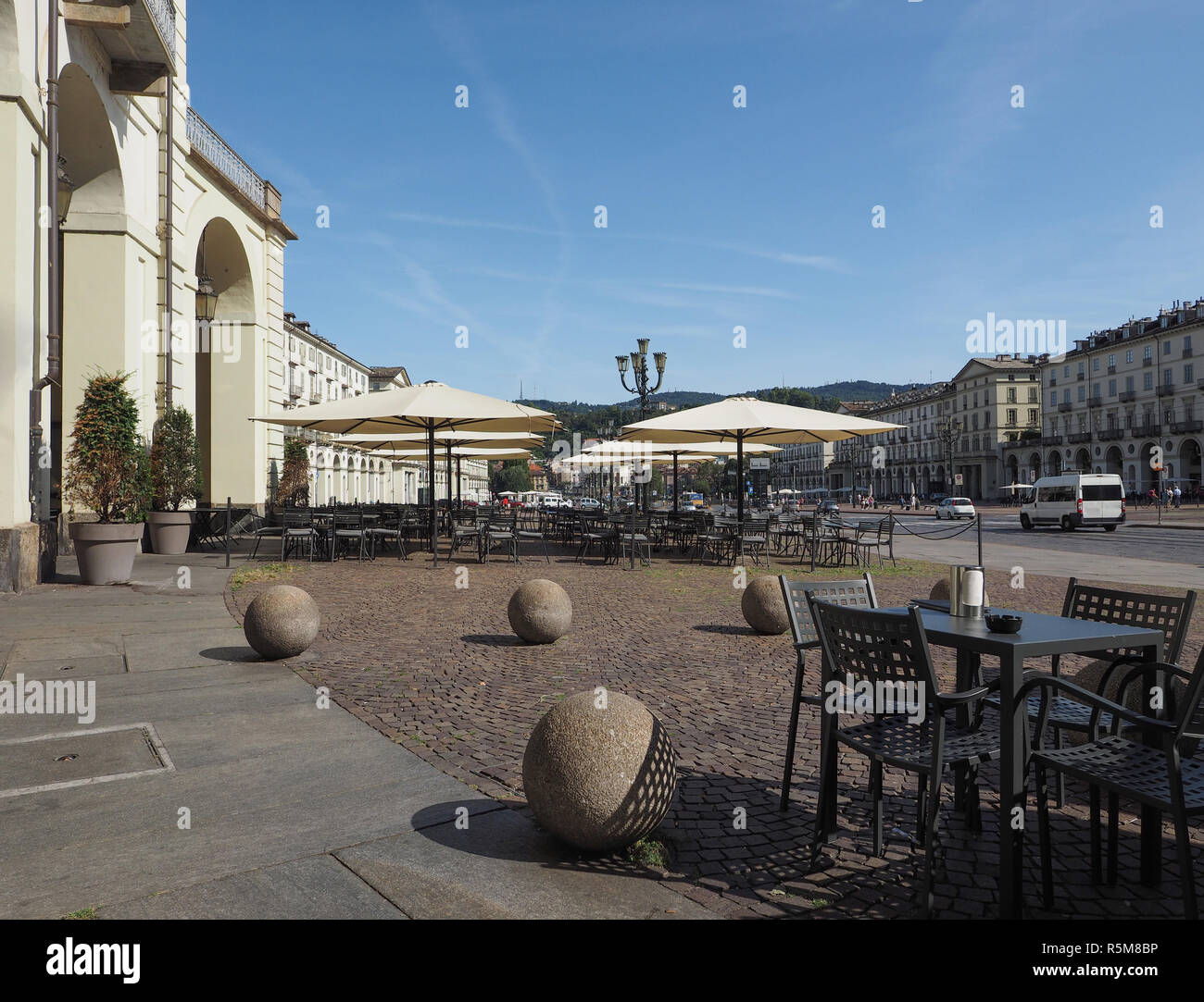 Piazza po ii hi-res stock photography and images - Alamy