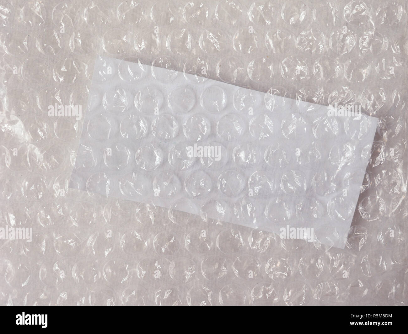 white bubble wrap texture background Stock Photo - Alamy