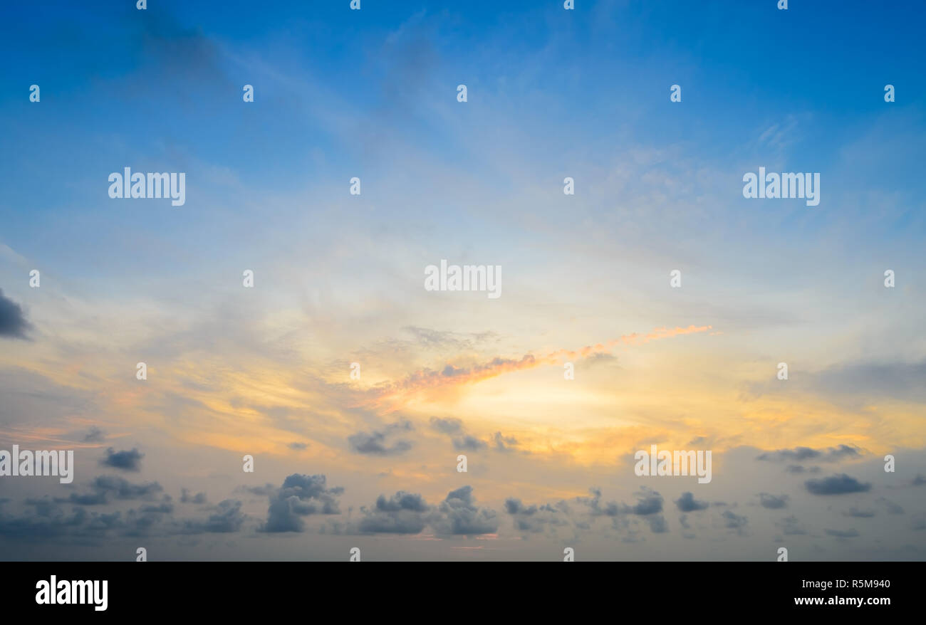 Dramatic sunrise sky background Stock Photo - Alamy