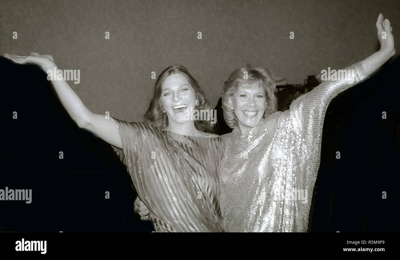 Judy Collins and Dinah Shore Undated Photo By Adam Scull/PHOTOlink ...