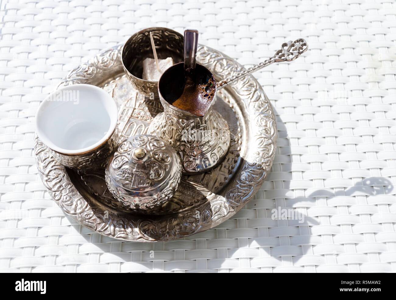 Traditional lebanese coffee hi-res stock photography and images - Alamy