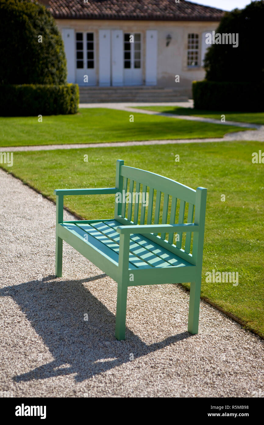 Green wooden bench Stock Photo - Alamy