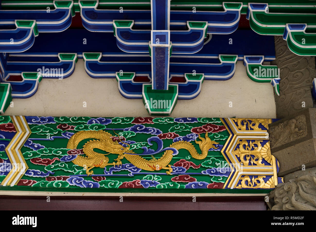 Traditional chinese building texture Stock Photo - Alamy