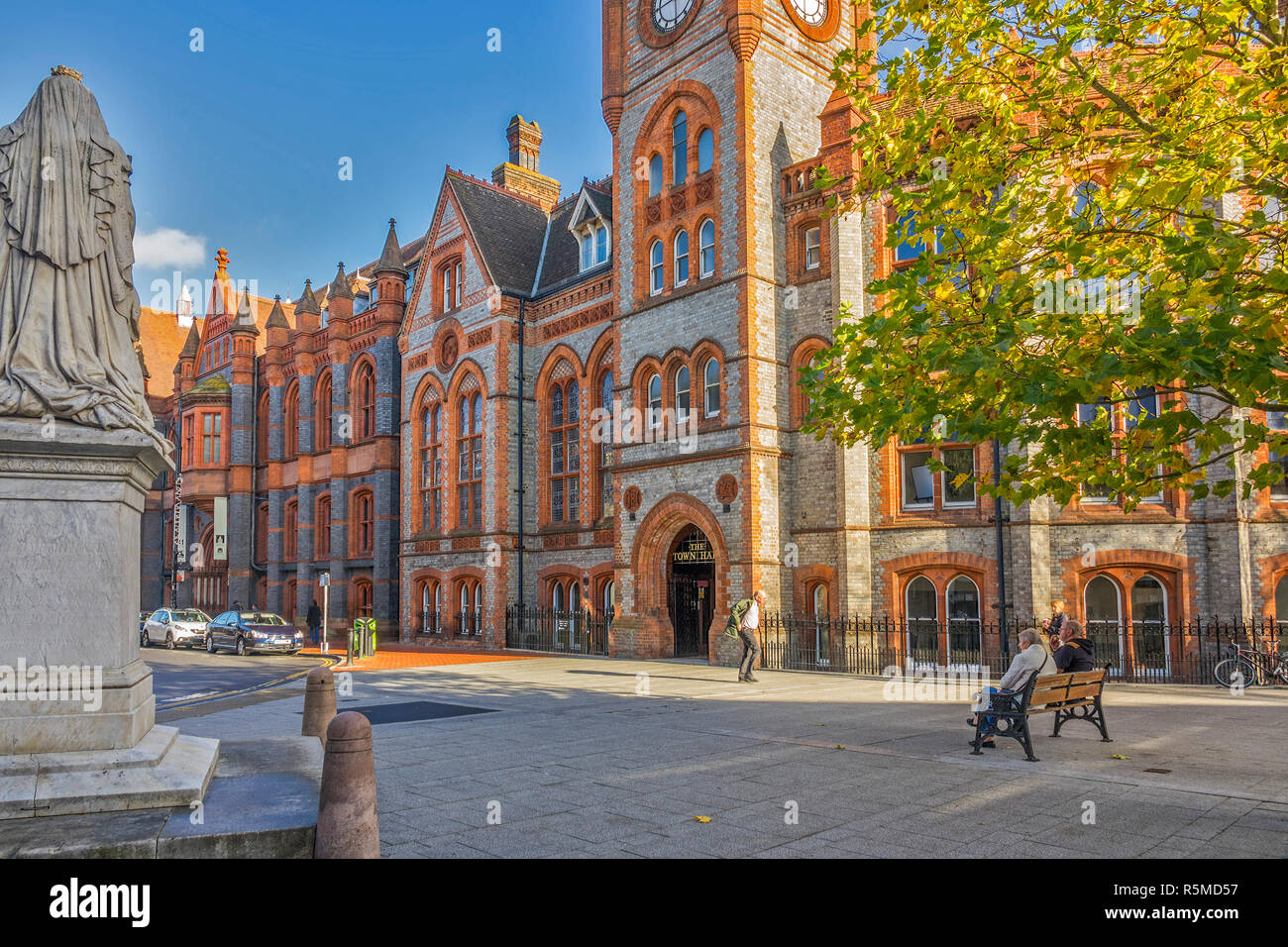 Church of st laurence reading hi-res stock photography and images - Alamy