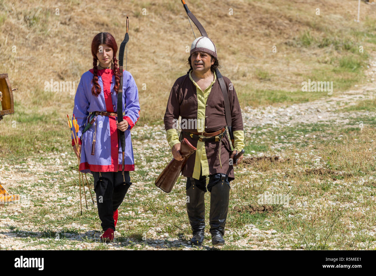 Native american cosplay hi-res stock photography and images - Alamy