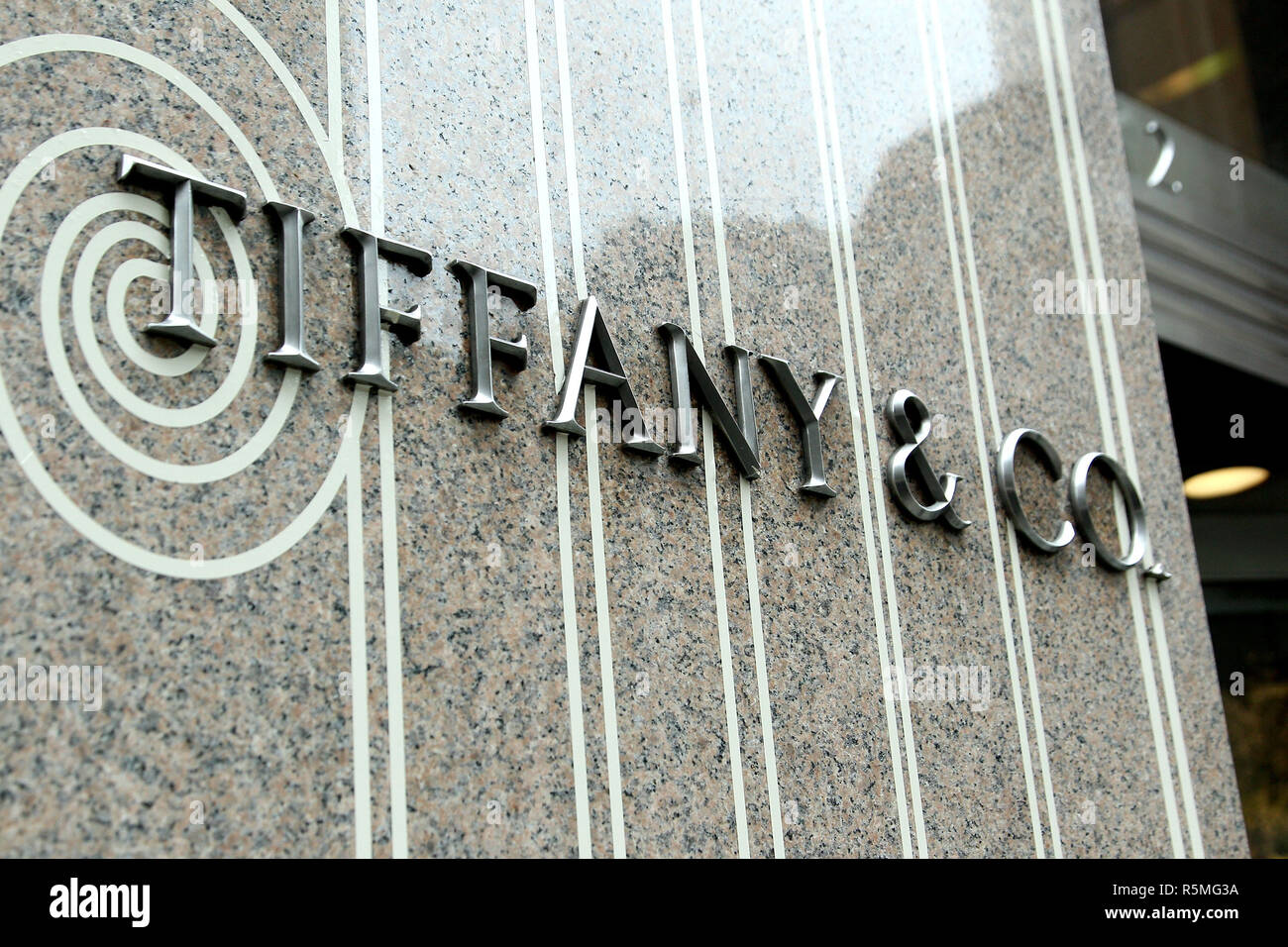 NEW YORK, NY - APRIL 17: Atmosphere (Tiffany lettering at entrance) at ...