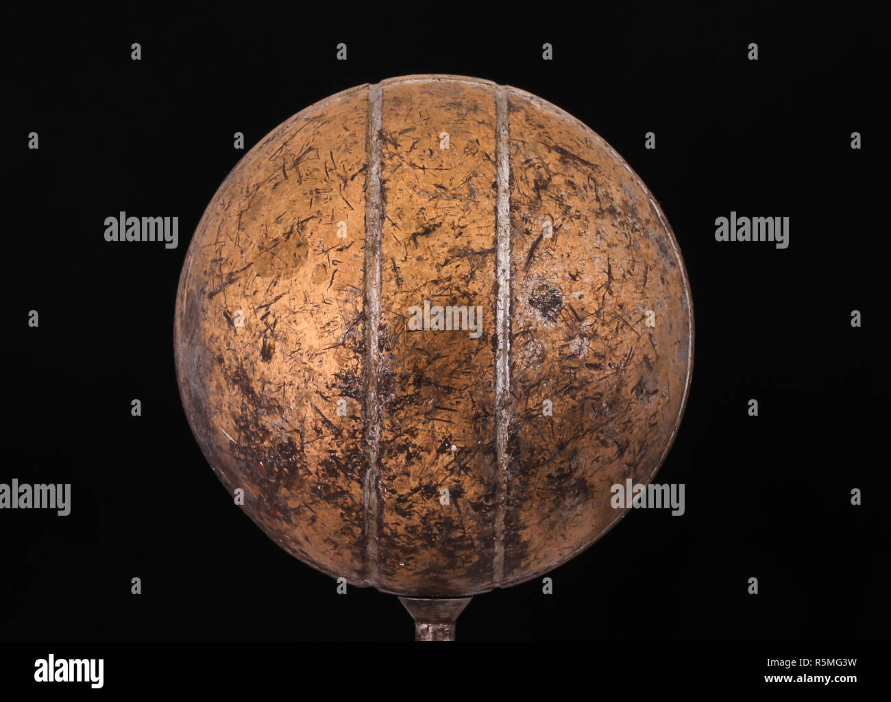 Petanque balls hi-res stock photography and images - Alamy