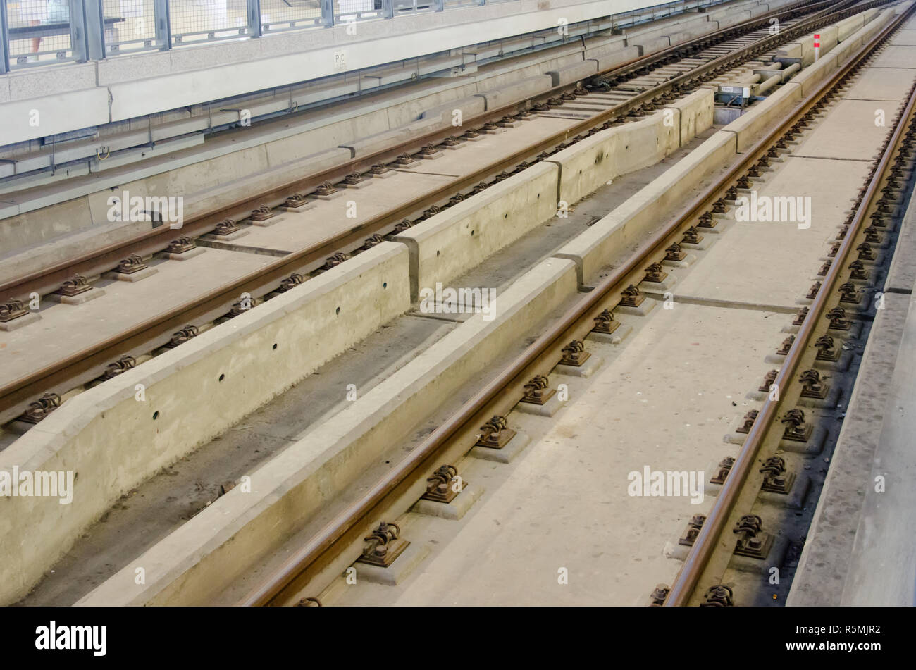 Third rail power hi-res stock photography and images - Alamy