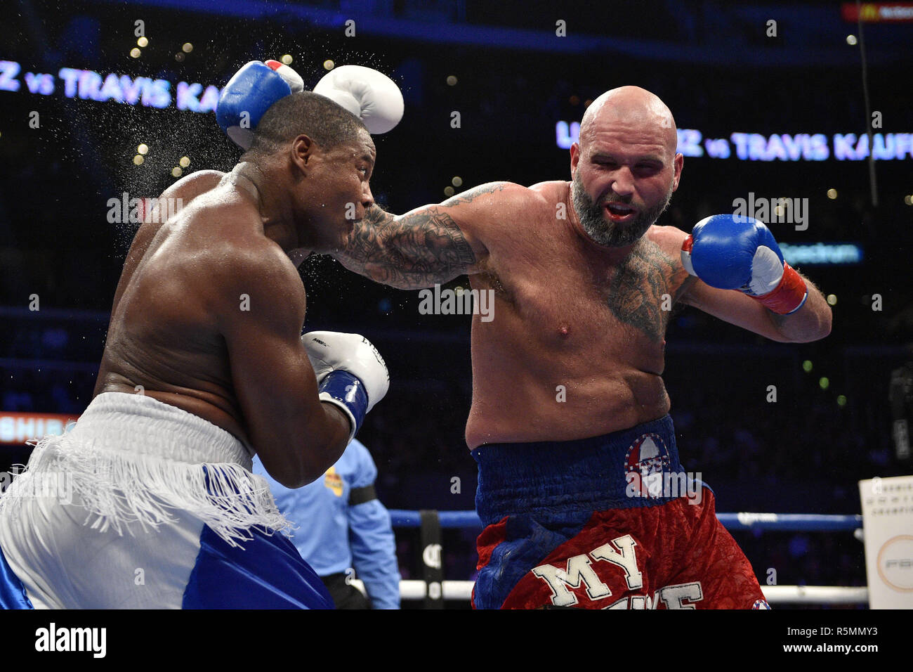Luis ortiz defeats travis kauffman hi-res stock photography and images ...