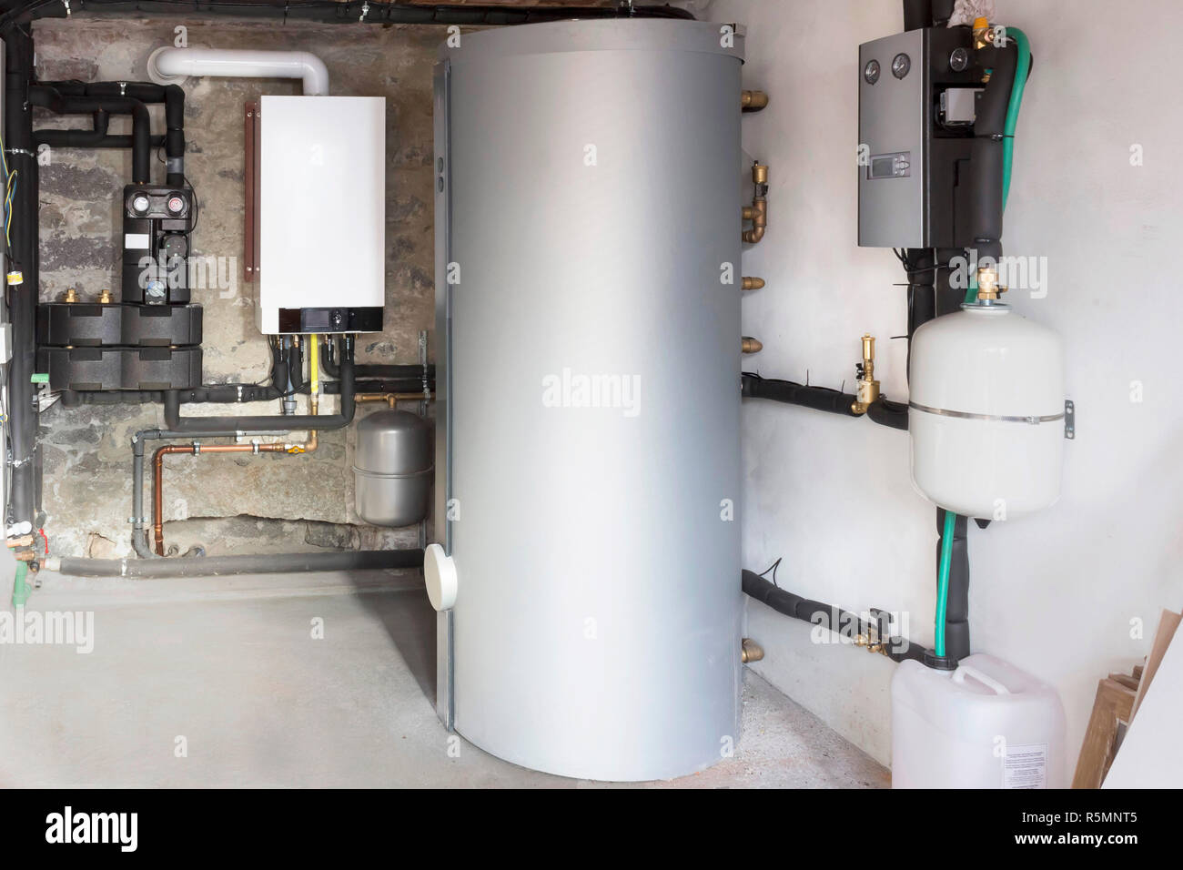 Condensation tank hi-res stock photography and images - Alamy