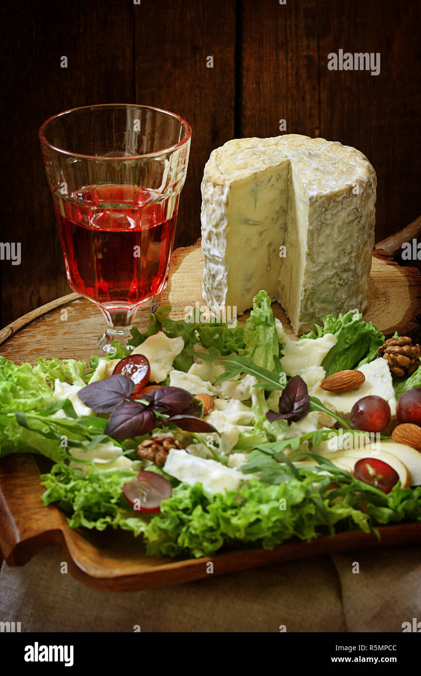 Gorgonzola with red wine Stock Photo - Alamy