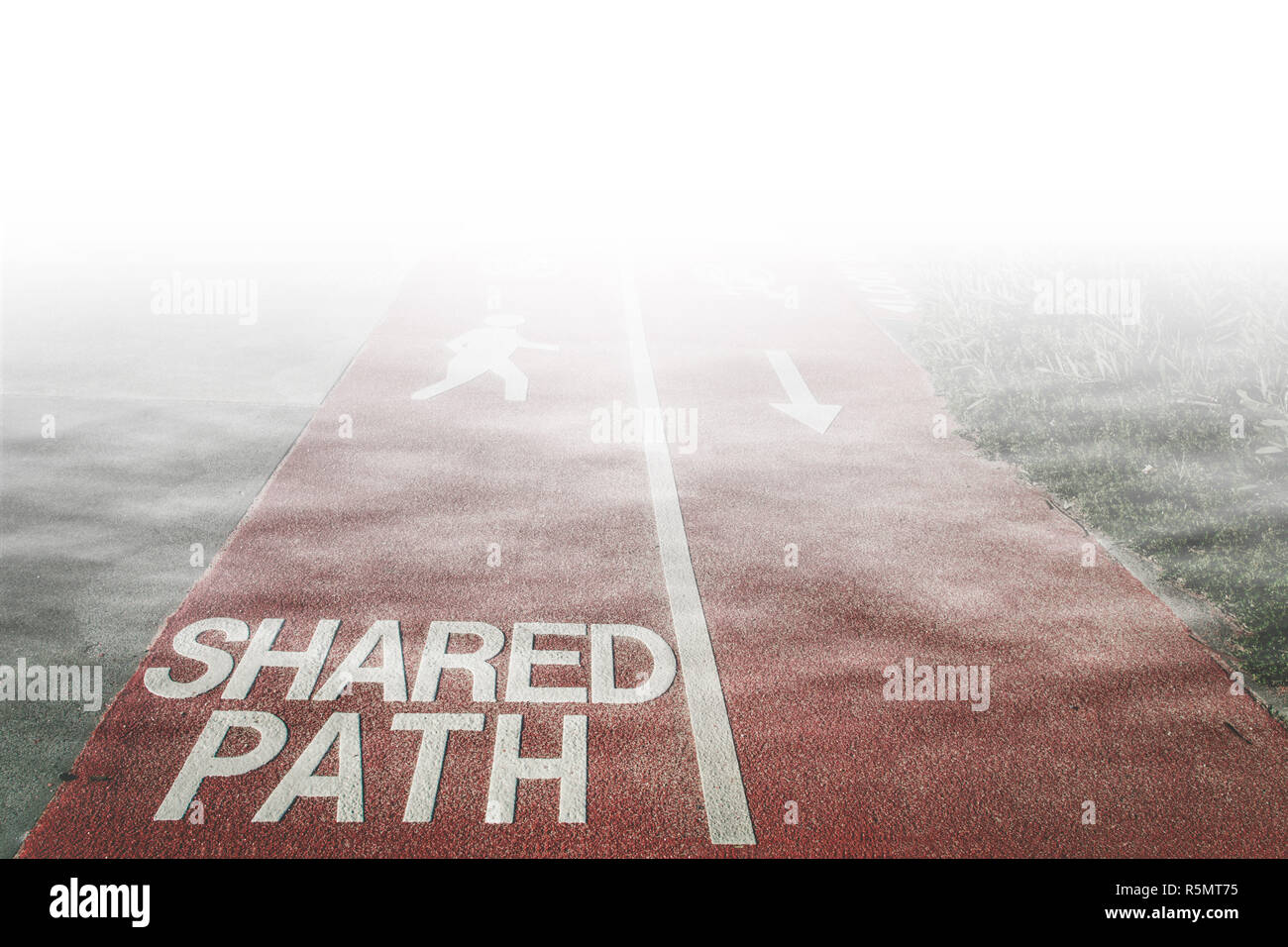 Shared path sign signs hi-res stock photography and images - Alamy