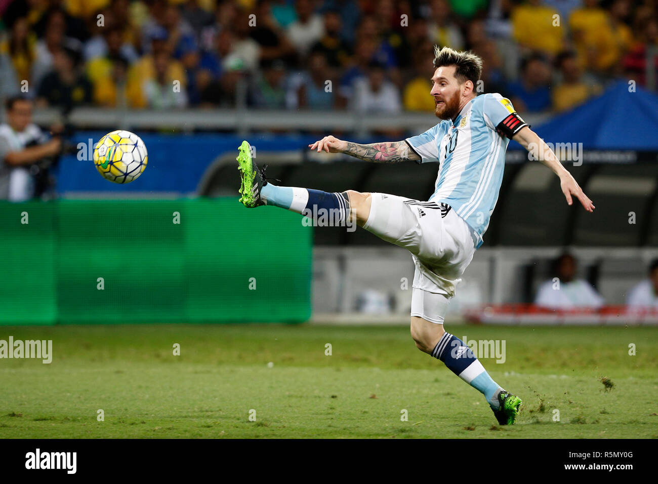 Argentina futbol messi hi-res stock photography and images - Alamy