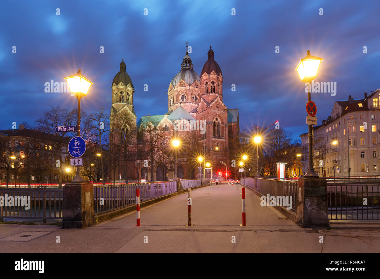Saint lucas munich hi-res stock photography and images - Alamy