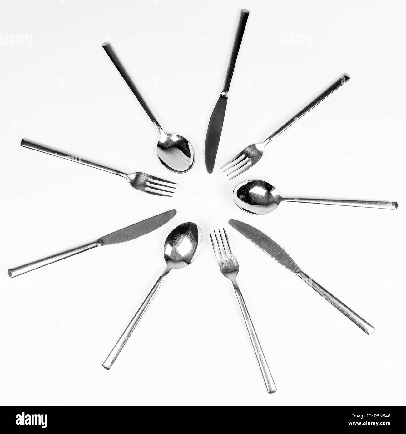 cutlery in circle Stock Photo - Alamy