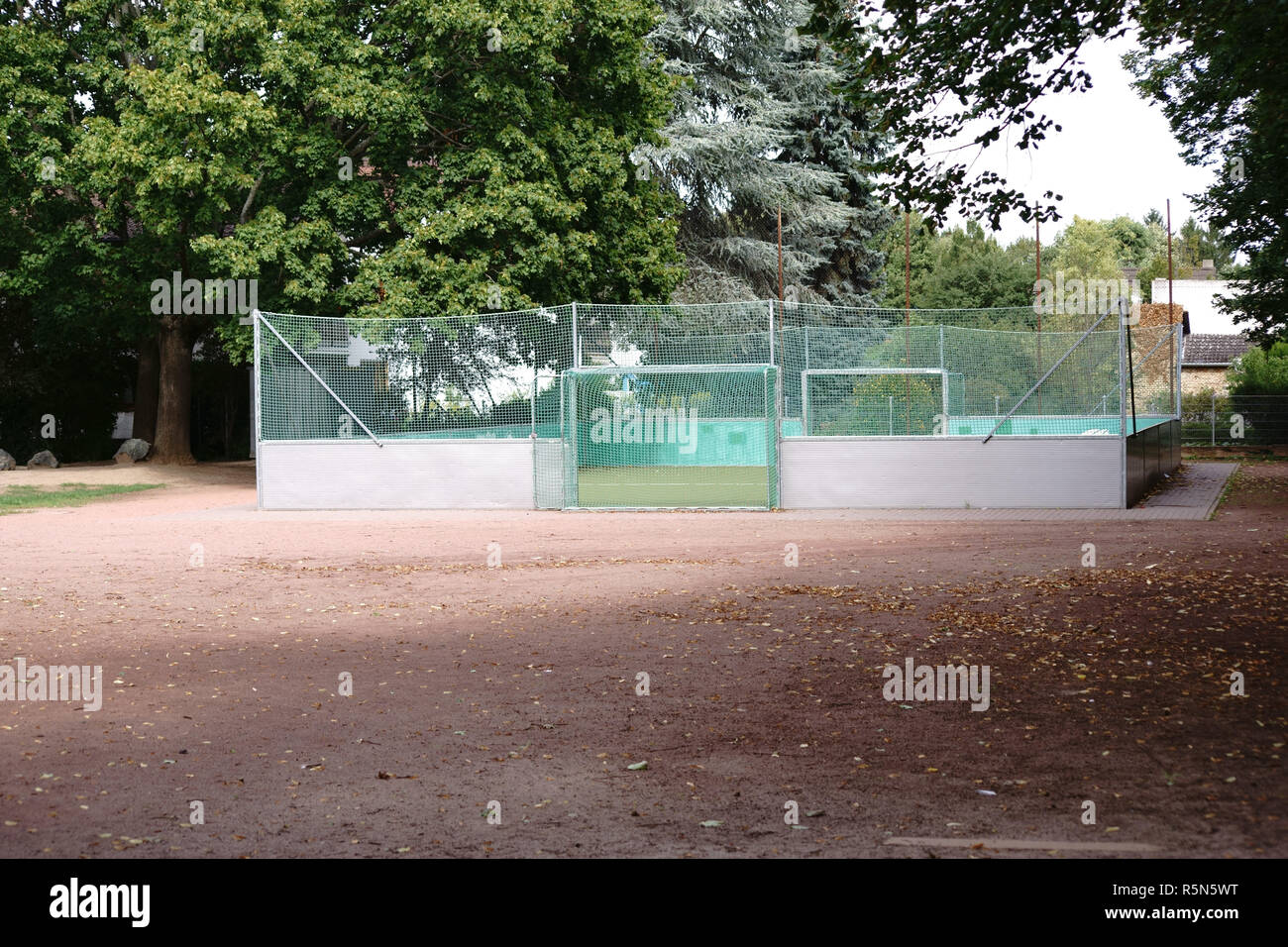 Sports field enclosure hi-res stock photography and images - Alamy