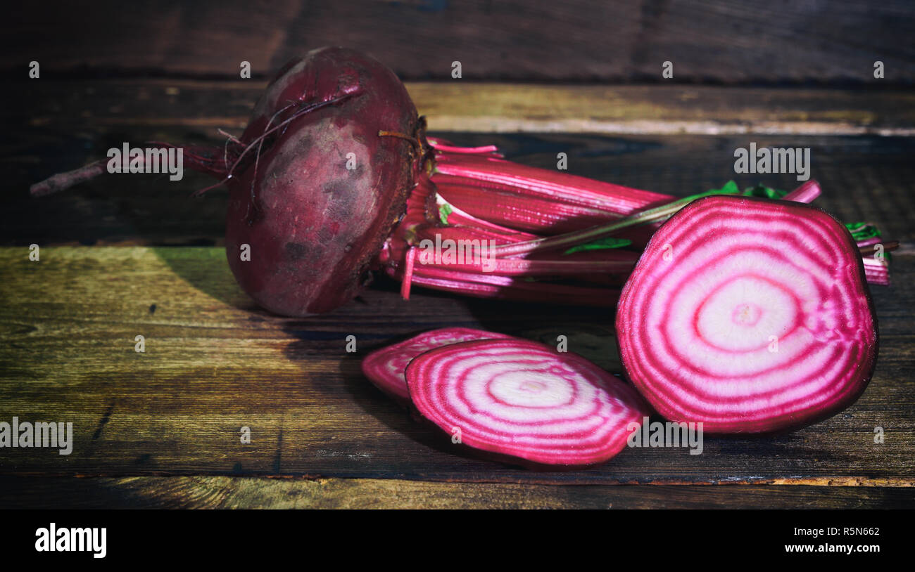 Fresh red beet sliced Stock Photo - Alamy