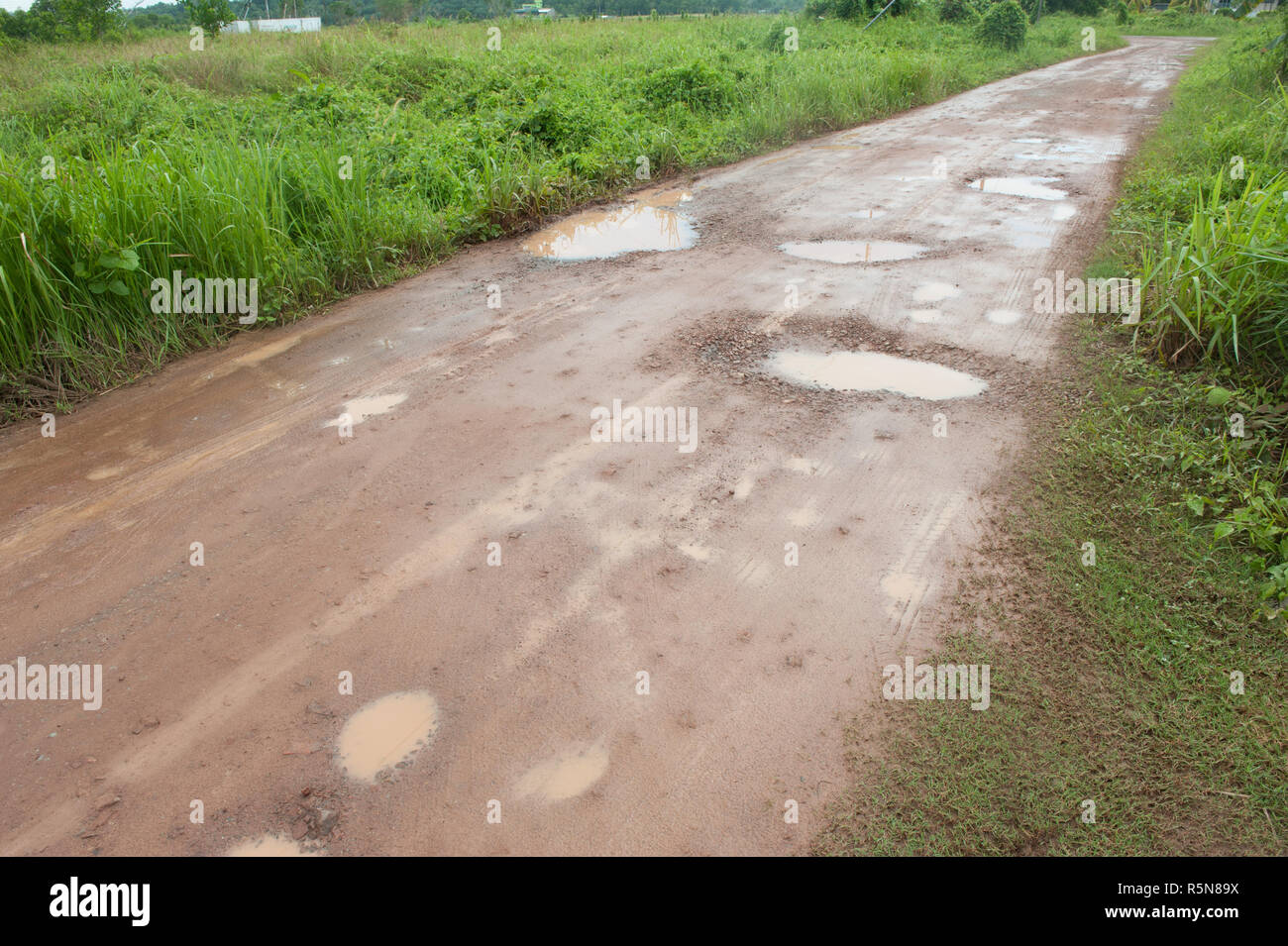 Rough gravel road Stock Photo - Alamy