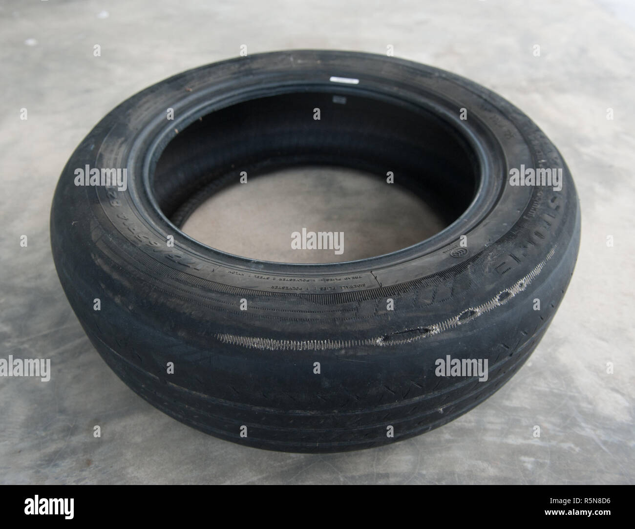 Old tyre hi-res stock photography and images - Alamy