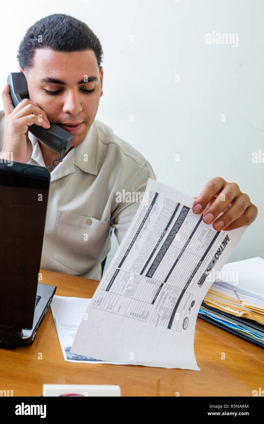 Miami Florida,Metro Ford,car cars dealer,dealership,Hispanic Latin ...