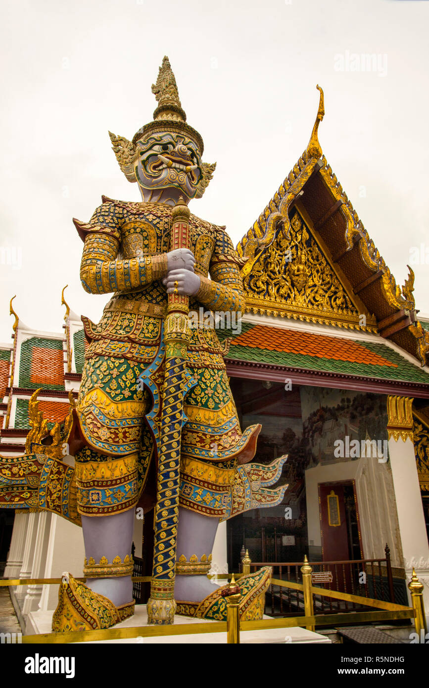 Thai Warrior Statue stands guard at the Grand Palace in Bangkok ...