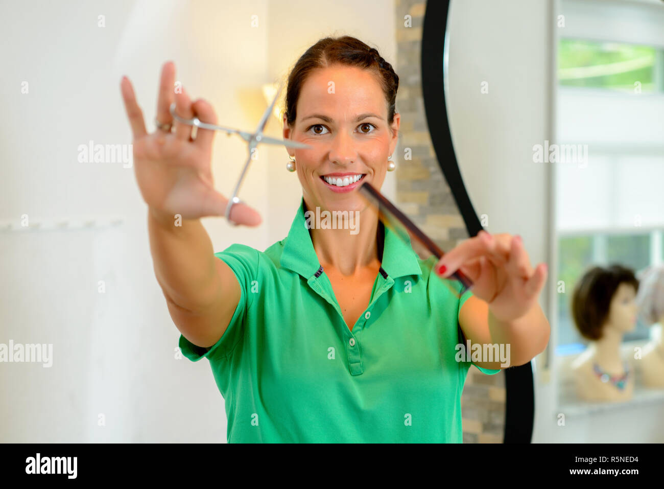 Friseur stylist friseur friseur hi-res stock photography and images - Alamy