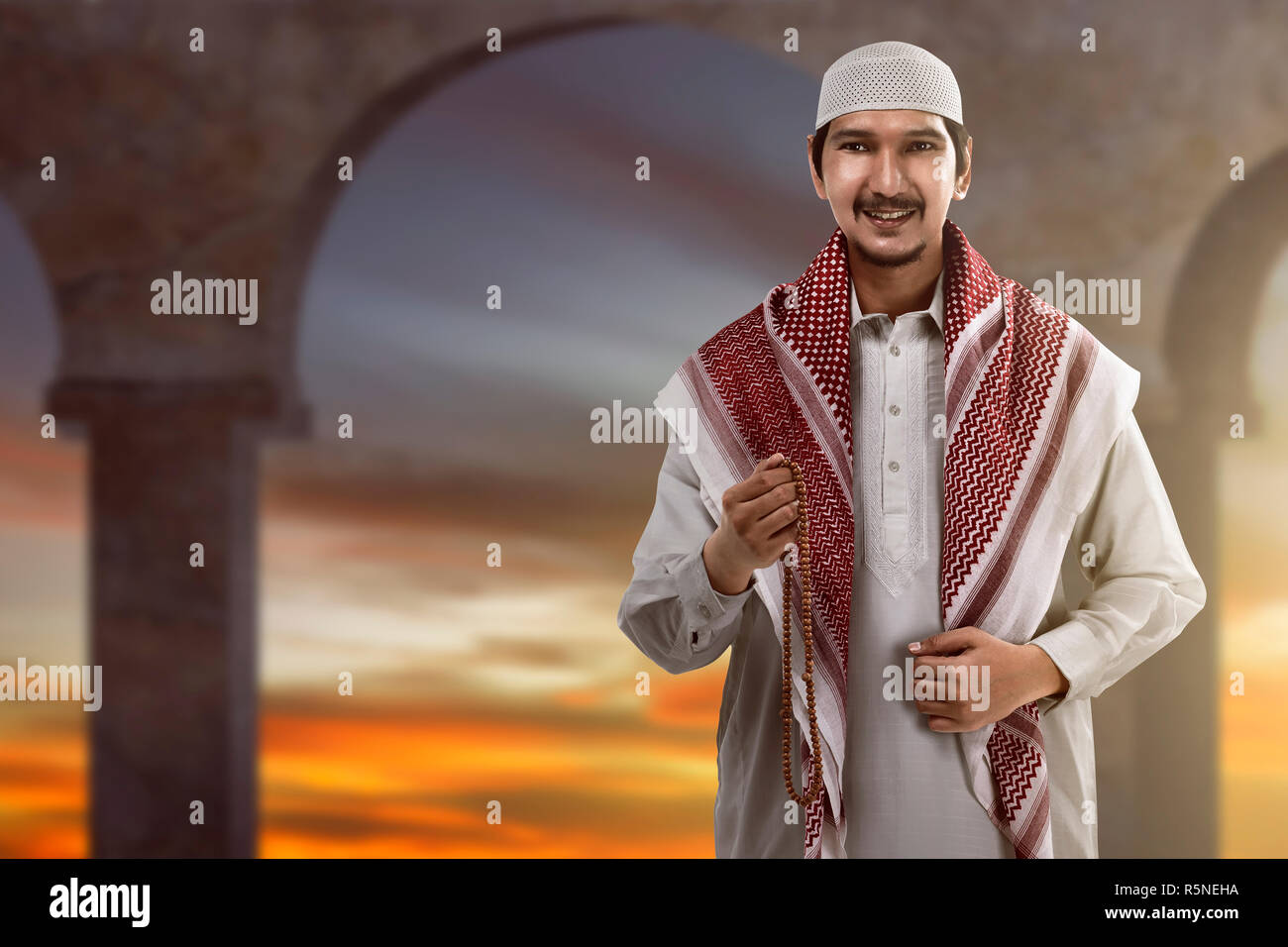 Handsome muslim man Stock Photo - Alamy