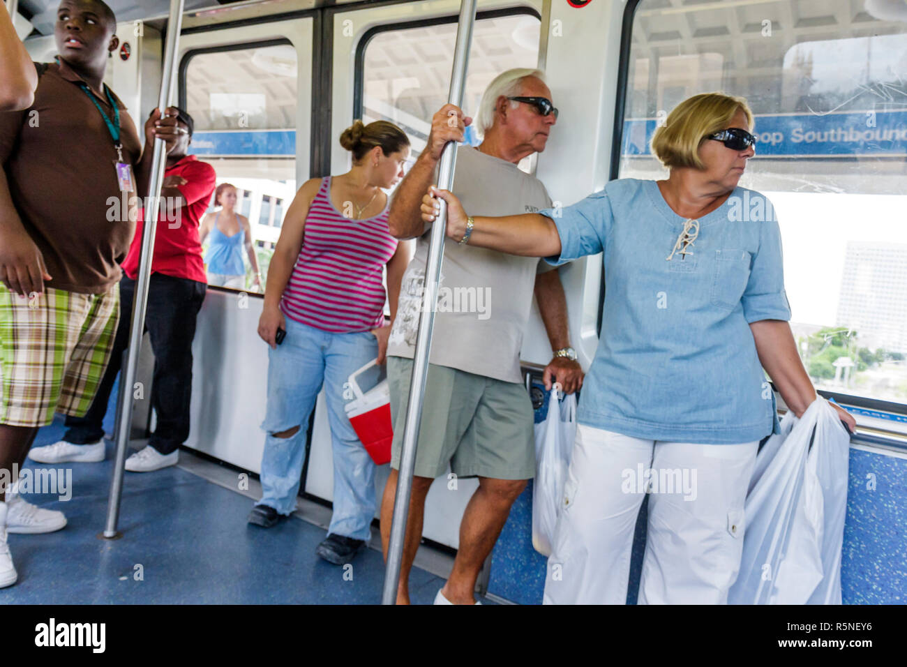 Automated people mover hi-res stock photography and images - Alamy