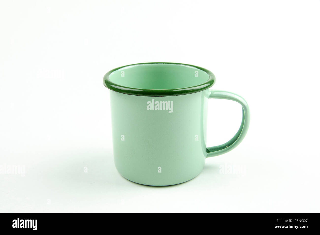 Retro green kitchen cup hi-res stock photography and images - Alamy