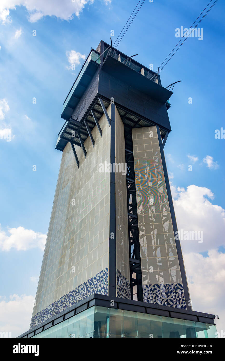 Aerial aerial tramway architectural hi-res stock photography and images ...