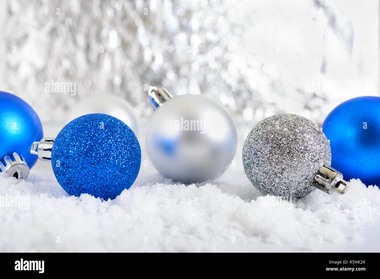 Blue and silver christmas hi-res stock photography and images - Alamy