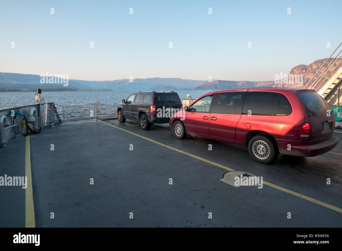 Cars on the Keller Ferry, Franklin Roosevelt Lake, Washington Stock ...