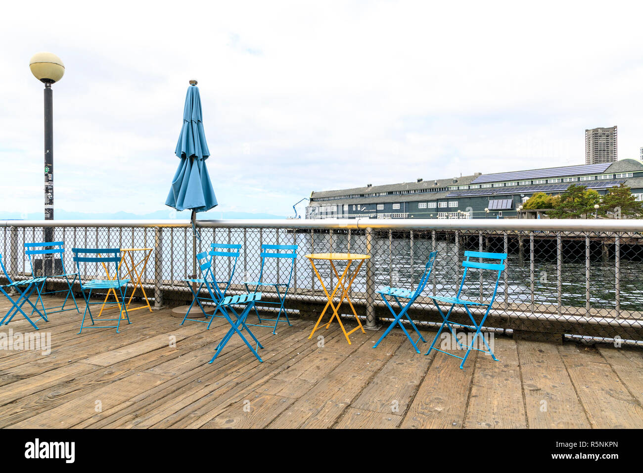 Waterfront pier, Seattle Stock Photo - Alamy