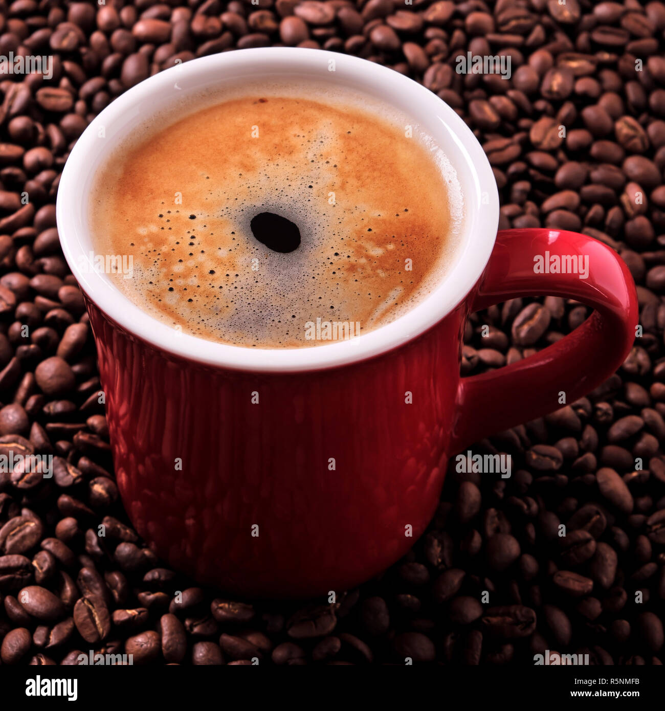 Mug of beans hi-res stock photography and images - Alamy