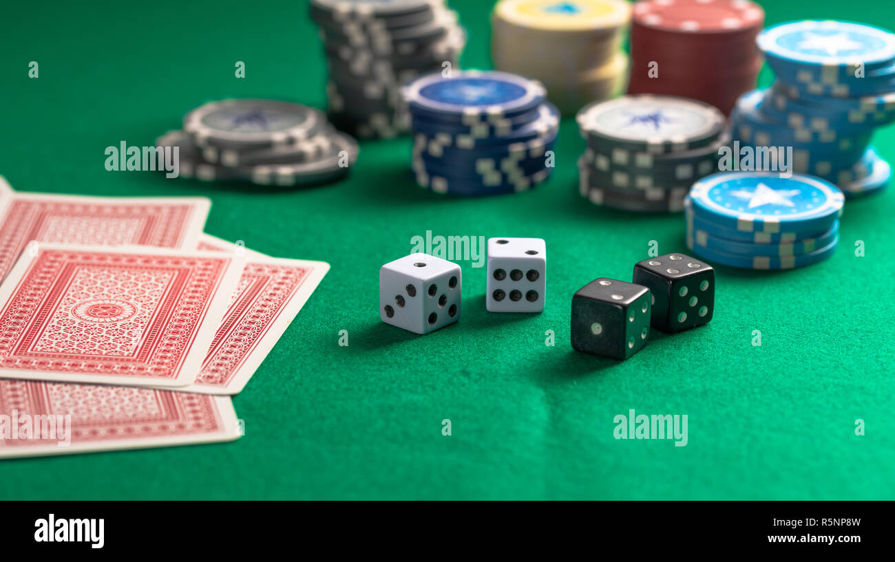 Piles of poker chips hi-res stock photography and images - Alamy