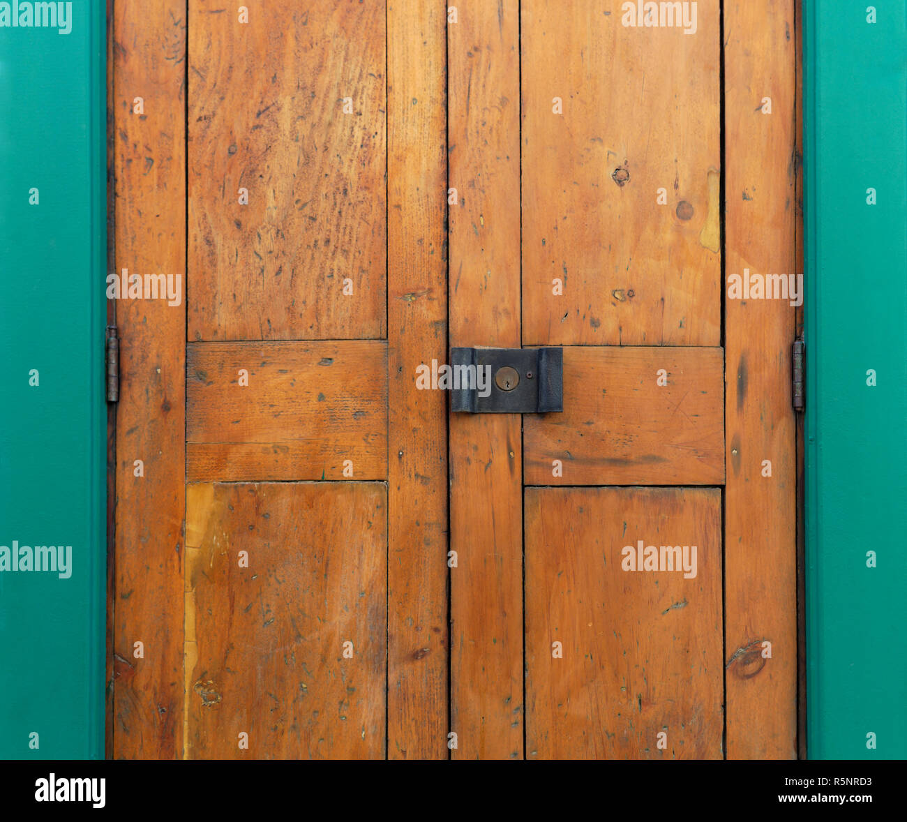 old wood door lock grunge style retro home lock Stock Photo - Alamy