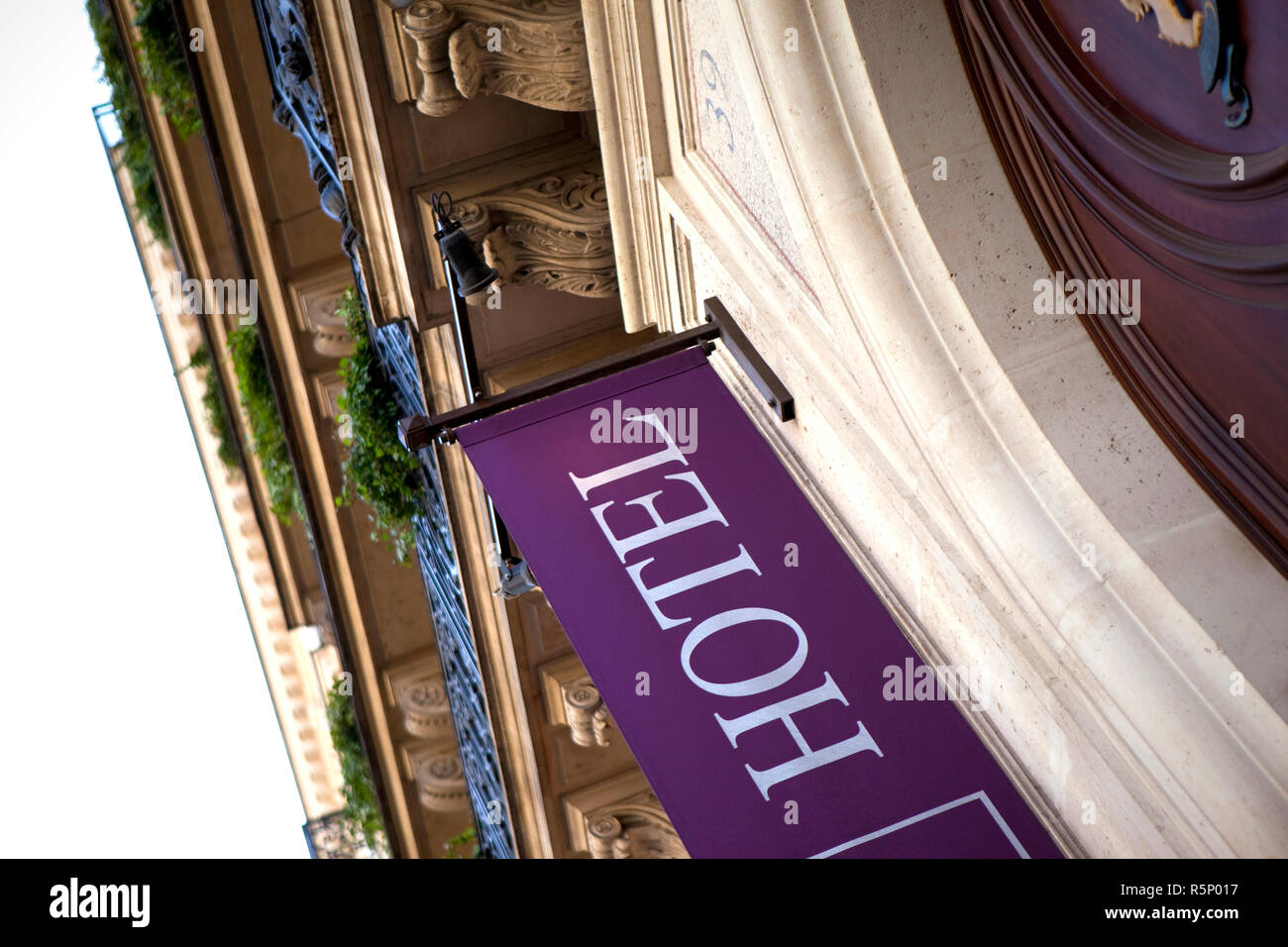 Hotel sign in Paris Stock Photo - Alamy