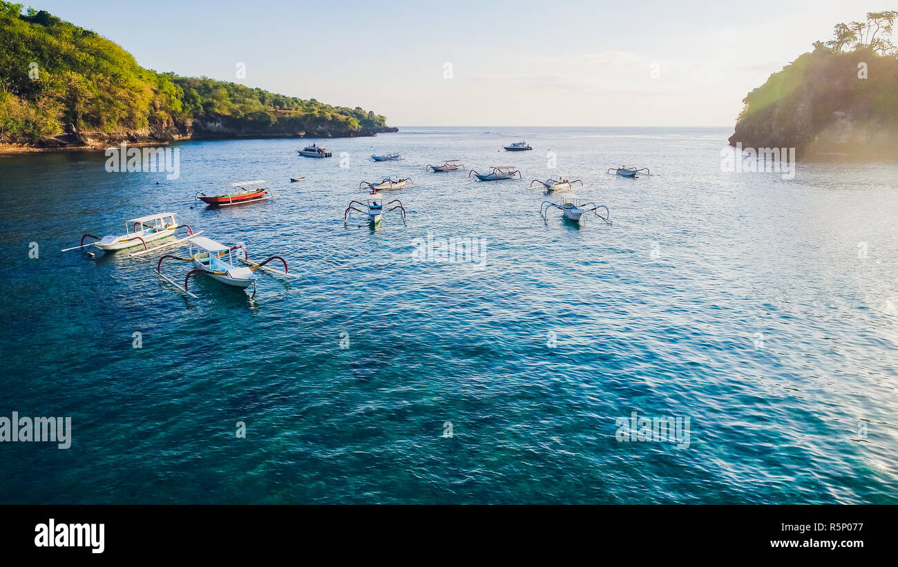 Crystal Bay beach at Nusa Penida island. Indonesia Stock Photo - Alamy
