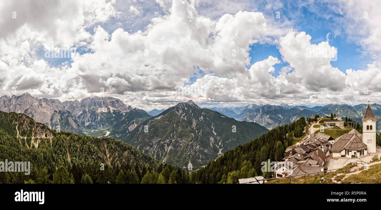 Beatifull mountain landscape with village Stock Photo - Alamy