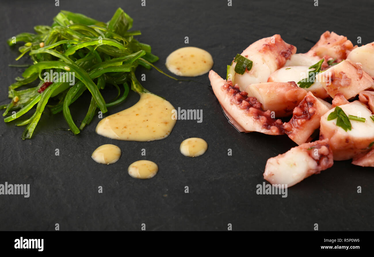 Eats seaweed hi-res stock photography and images - Alamy