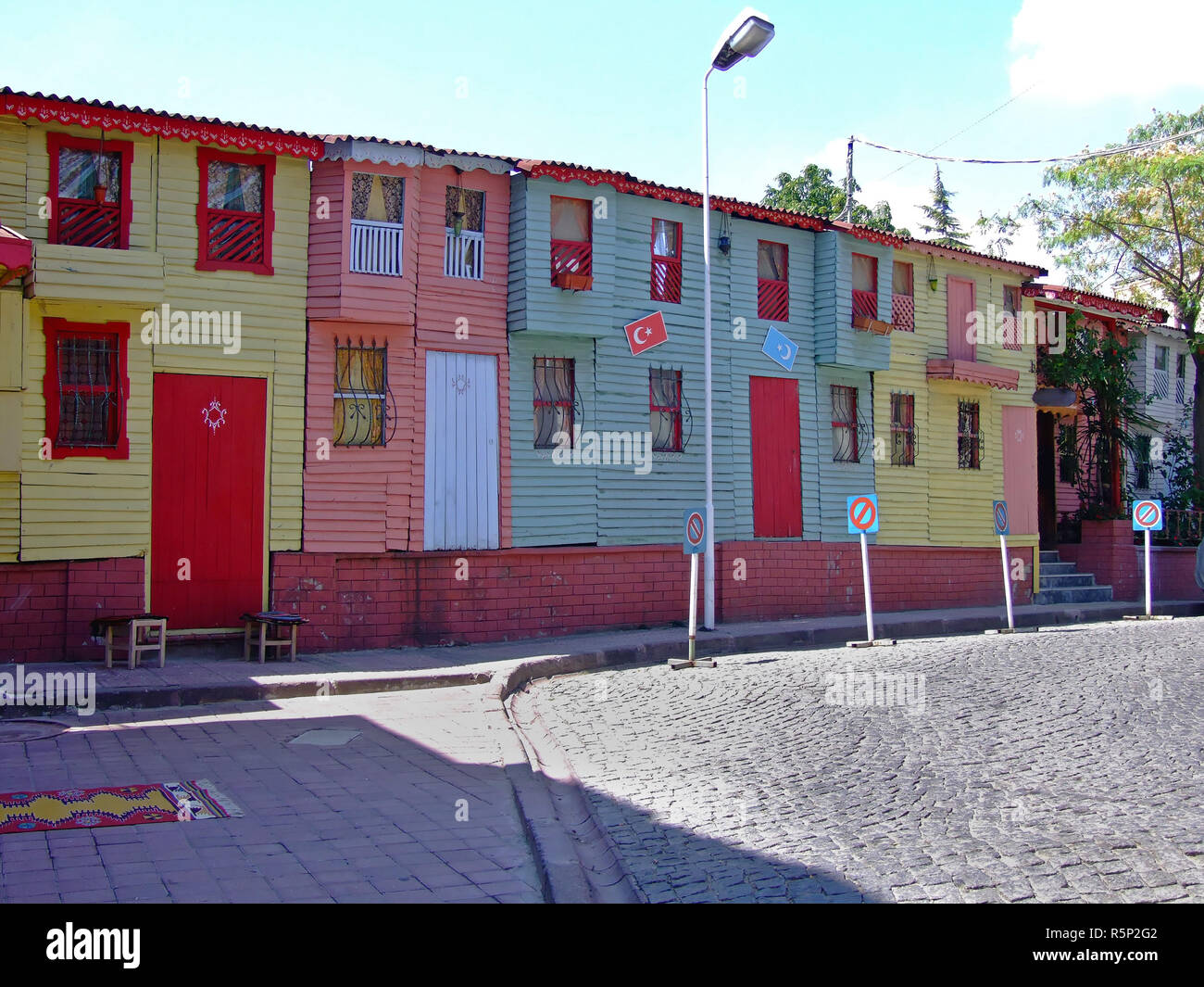 Colourful Houses Istanbul High Resolution Stock Photography and Images ...